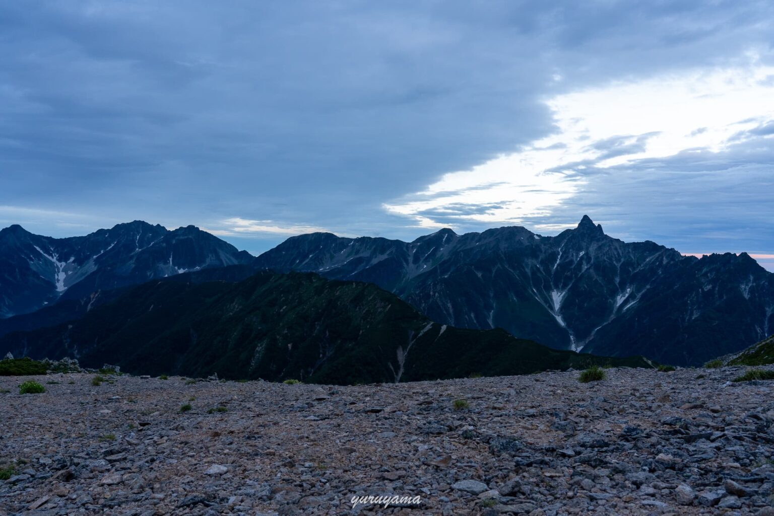 真夏のパノラマ銀座縦走！2泊3日のテント泊記録 2・3日目 | yuruyama